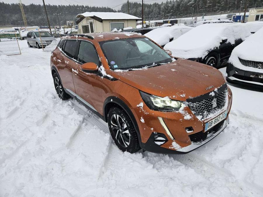 Brūns Peugeot 2008 2021 Viļņa, ar dzinēja tilpumu 1.20 L un nobraukumu 127 tūkst. km par 13068 €, foto 1 vietnē AUTOMOTO.COM.LV