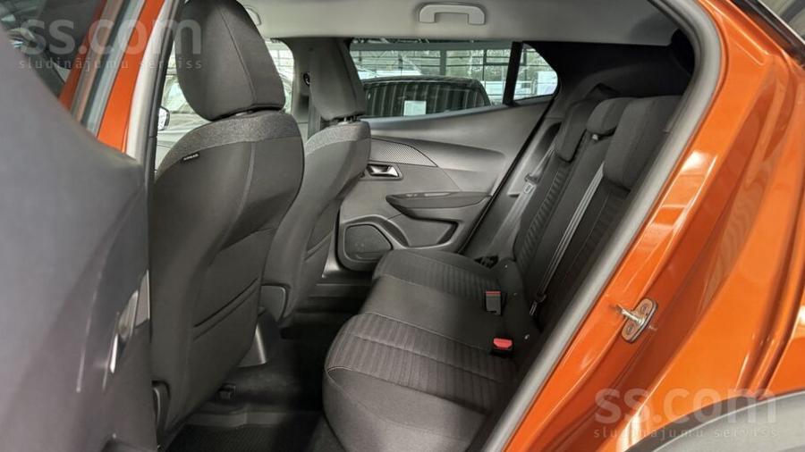 Brown Peugeot 2008 2021 in Riga, with an engine capacity of 1.20 L and mileage of 48 thousand km for 14500 €, photo 13 on AUTOMOTO.COM.LV