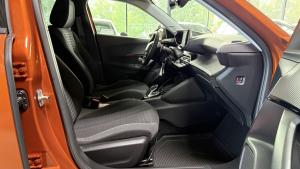 Brown Peugeot 2008 2021 in Riga, with an engine capacity of 1.20 L and mileage of 48 thousand km for 1450000 €, photo 15 on AUTOMOTO.COM.LV