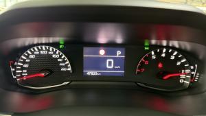 Brown Peugeot 2008 2021 in Riga, with an engine capacity of 1.20 L and mileage of 48 thousand km for 1450000 €, photo 19 on AUTOMOTO.COM.LV