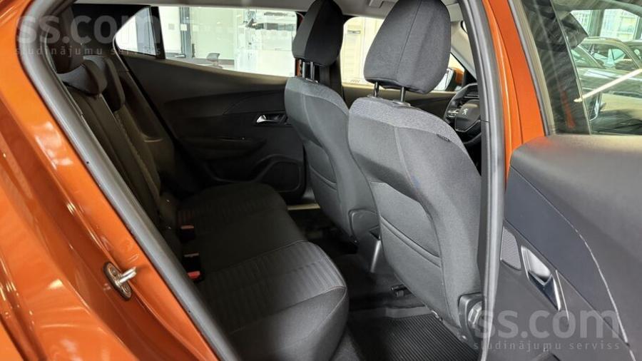 Brūns Peugeot 2008 2021 Rīga, ar dzinēja tilpumu 1.20 L un nobraukumu 95 tūkst. km par 11900 €, foto 17 vietnē AUTOMOTO.COM.LV