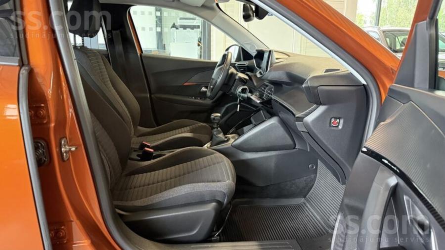 Brūns Peugeot 2008 2021 Rīga, ar dzinēja tilpumu 1.20 L un nobraukumu 95 tūkst. km par 11900 €, foto 18 vietnē AUTOMOTO.COM.LV
