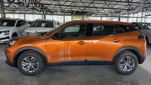 Brūns Peugeot 2008 2022 Rīga, ar dzinēja tilpumu 1.20 L un nobraukumu 35 tūkst. km par 1490000 €, foto 1 vietnē AUTOMOTO.COM.LV