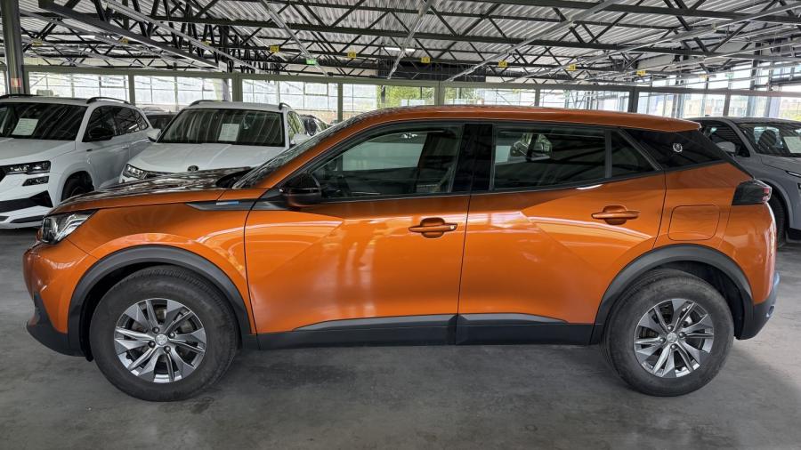 Brūns Peugeot 2008 2022 Rīga, ar dzinēja tilpumu 1.20 L un nobraukumu 35 tūkst. km par 1490000 €, foto 1 vietnē AUTOMOTO.COM.LV