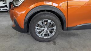 Brūns Peugeot 2008 2022 Rīga, ar dzinēja tilpumu 1.20 L un nobraukumu 35 tūkst. km par 1490000 €, foto 7 vietnē AUTOMOTO.COM.LV