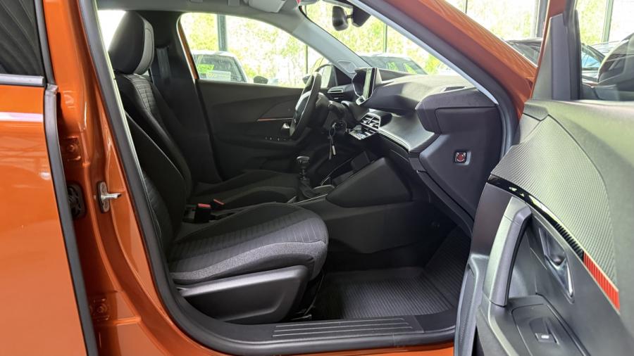 Brūns Peugeot 2008 2022 Rīga, ar dzinēja tilpumu 1.20 L un nobraukumu 35 tūkst. km par 1490000 €, foto 13 vietnē AUTOMOTO.COM.LV
