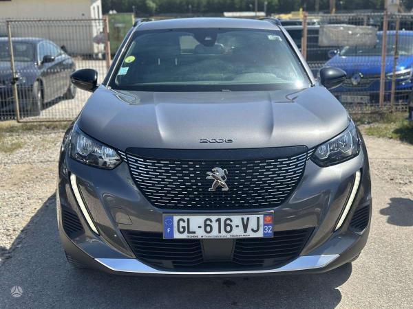 Brūns Peugeot 2008 2023 Viļņa, ar dzinēja tilpumu 1.50 L un nobraukumu 185 tūkst. km par 11736 €, foto 2 vietnē AUTOMOTO.COM.LV