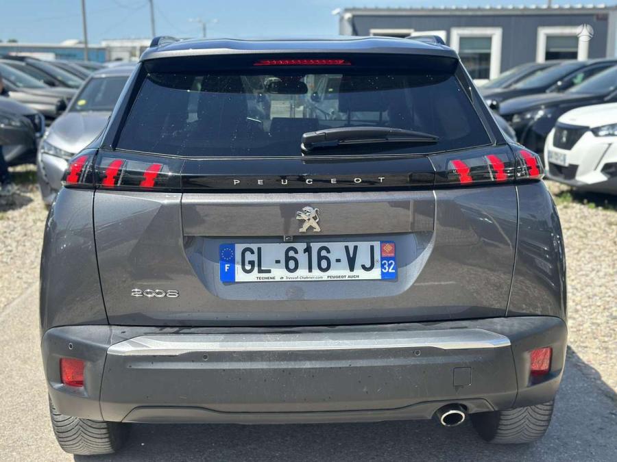 Brown Peugeot 2008 2023 in Vilnius, with an engine capacity of 1.50 L and mileage of 185 thousand km for 11736 €, photo 6 on AUTOMOTO.COM.LV