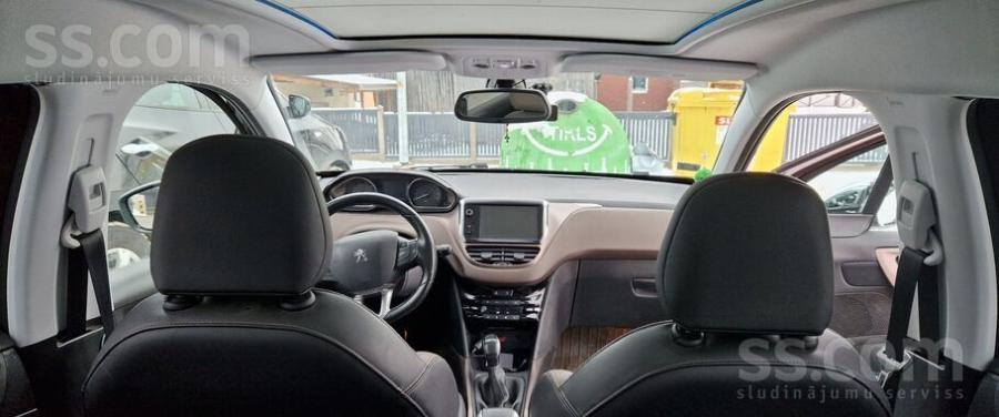 Brown Peugeot 2008 2013 in Daugavpils, with an engine capacity of 1.60 L and mileage of 130 thousand km for 5000 €, photo 5 on AUTOMOTO.COM.LV