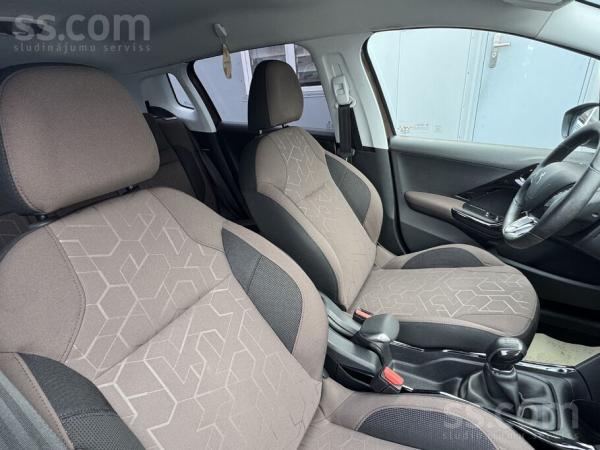 Brūns Peugeot 2008 2014 Daugavpils, ar dzinēja tilpumu 1.20 L un nobraukumu 0 tūkst. km par 7200 €, foto 8 vietnē AUTOMOTO.COM.LV