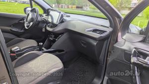 Brūns Peugeot 2008 2014 Tartu, ar dzinēja tilpumu 1.60 L un nobraukumu 151 tūkst. km par 6150 €, foto 12 vietnē AUTOMOTO.COM.LV