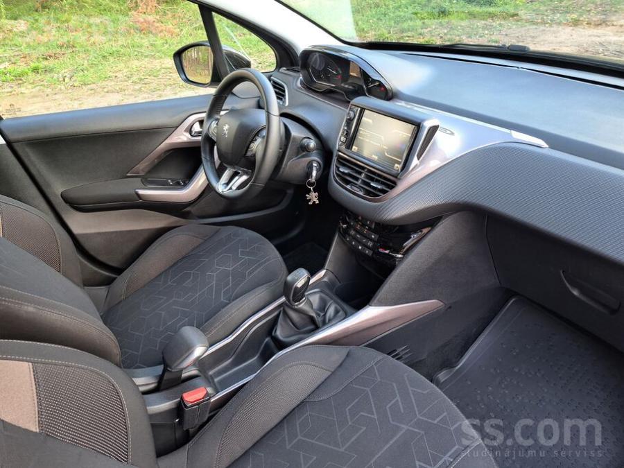 Brūns Peugeot 2008 2014 Cēsis, ar dzinēja tilpumu 1.40 L un nobraukumu 169 tūkst. km par 5250 €, foto 8 vietnē AUTOMOTO.COM.LV