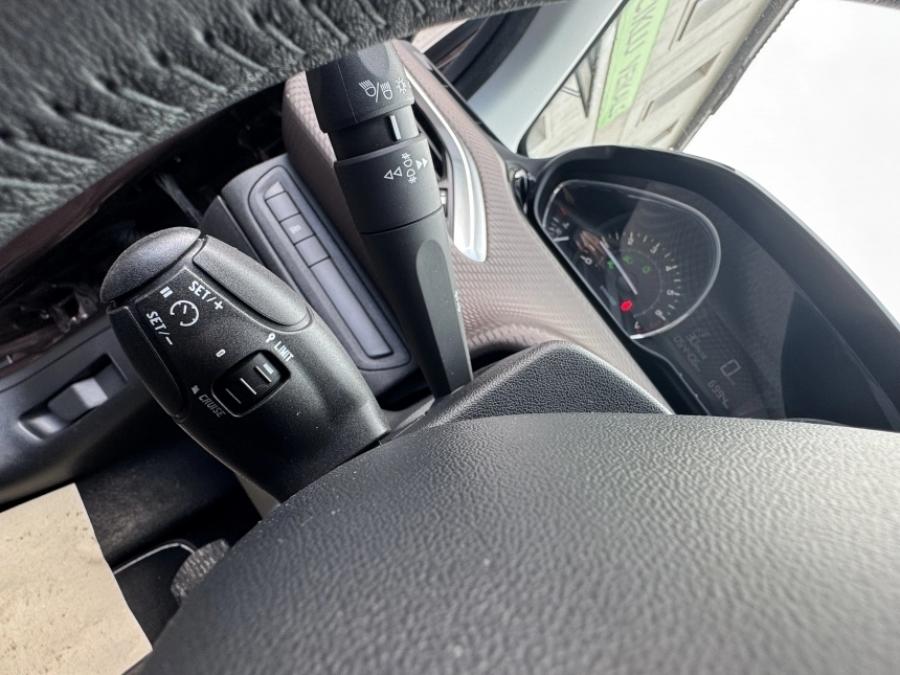 Brūns Peugeot 2008 2014 Rīga, ar dzinēja tilpumu 1.20 L un nobraukumu 54 tūkst. km par 7600 €, foto 3 vietnē AUTOMOTO.COM.LV