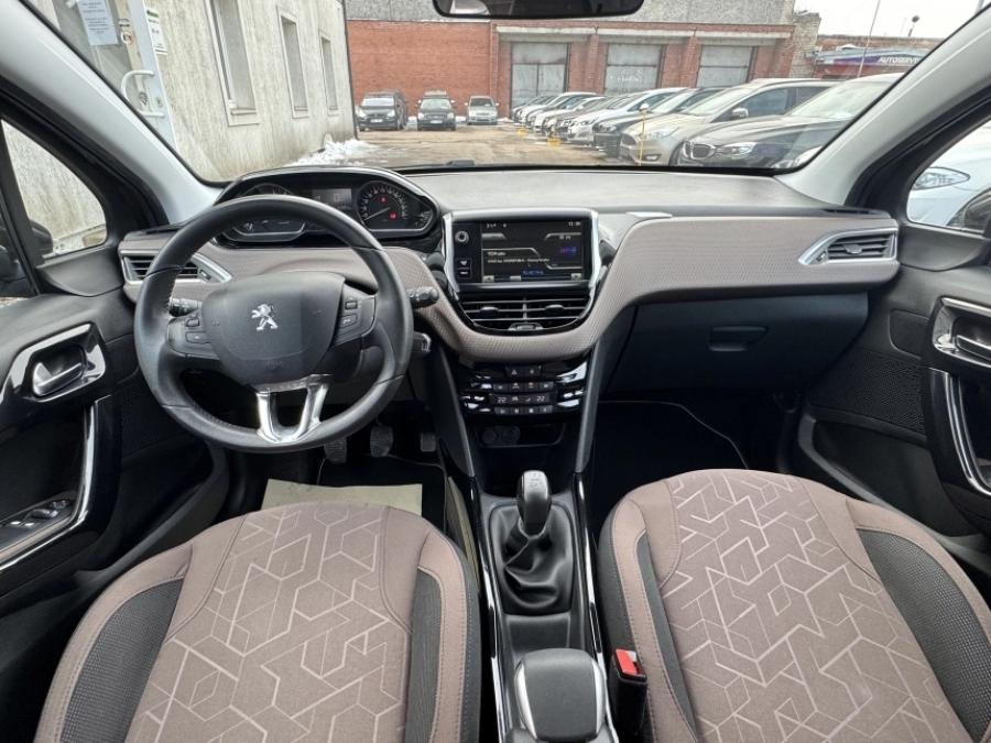 Brūns Peugeot 2008 2014 Rīga, ar dzinēja tilpumu 1.20 L un nobraukumu 54 tūkst. km par 7600 €, foto 26 vietnē AUTOMOTO.COM.LV