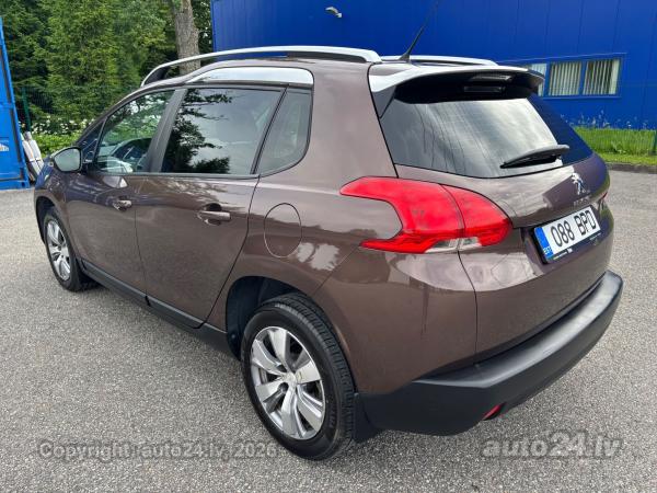 Brown Peugeot 2008 2015 in Paide, with an engine capacity of 1.20 L and mileage of 70 thousand km for 6390 €, photo 4 on AUTOMOTO.COM.LV
