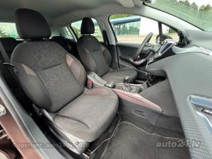 Brown Peugeot 2008 2015 in Paide, with an engine capacity of 1.20 L and mileage of 70 thousand km for 6390 €, photo 10 on AUTOMOTO.COM.LV
