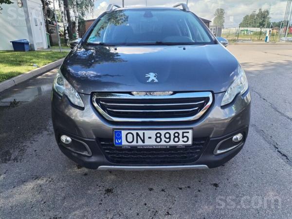 Brown Peugeot 2008 2015 in Riga, with an engine capacity of 1.20 L and mileage of 156 thousand km for 4990 €, photo 8 on AUTOMOTO.COM.LV