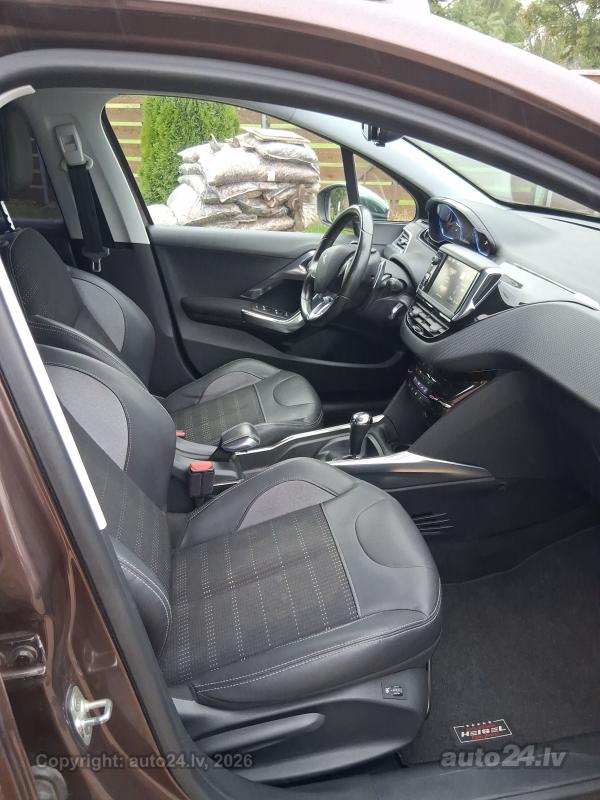 Brūns Peugeot 2008 2015 Jegeva, ar dzinēja tilpumu 1.60 L un nobraukumu 159 tūkst. km par 6750 €, foto 6 vietnē AUTOMOTO.COM.LV