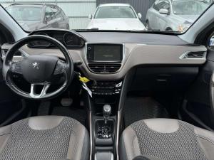 Brown Peugeot 2008 2016 in Kaunas, with an engine capacity of 1.20 L and mileage of 126 thousand km for 6100 €, photo 5 on AUTOMOTO.COM.LV