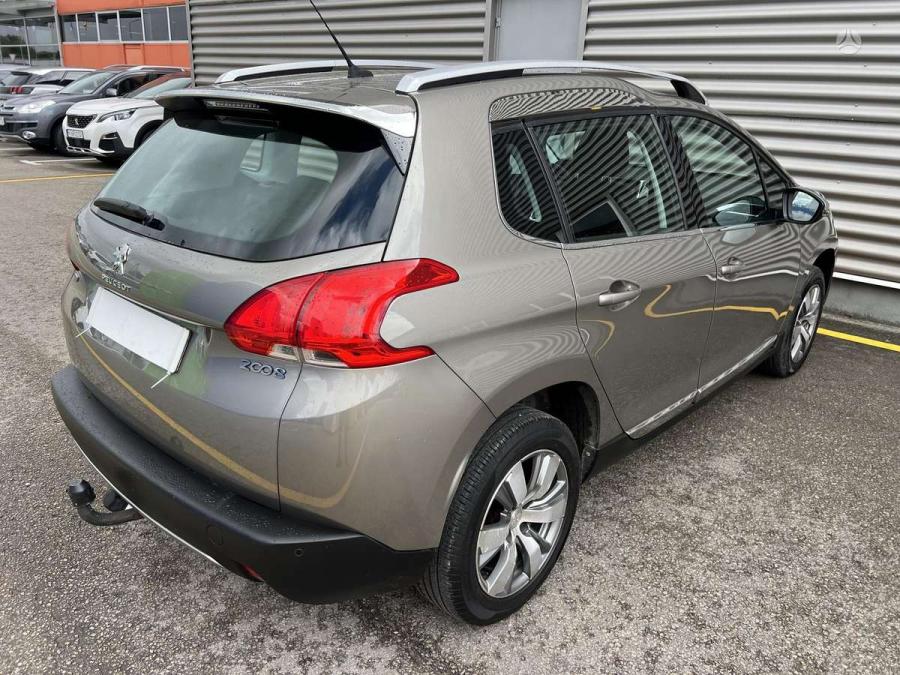 Brūns Peugeot 2008 2016 Tauragė, ar dzinēja tilpumu 1.20 L un nobraukumu 174 tūkst. km par 4400 €, foto 6 vietnē AUTOMOTO.COM.LV