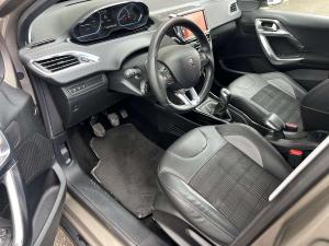 Brūns Peugeot 2008 2016 Tauragė, ar dzinēja tilpumu 1.20 L un nobraukumu 174 tūkst. km par 4400 €, foto 9 vietnē AUTOMOTO.COM.LV