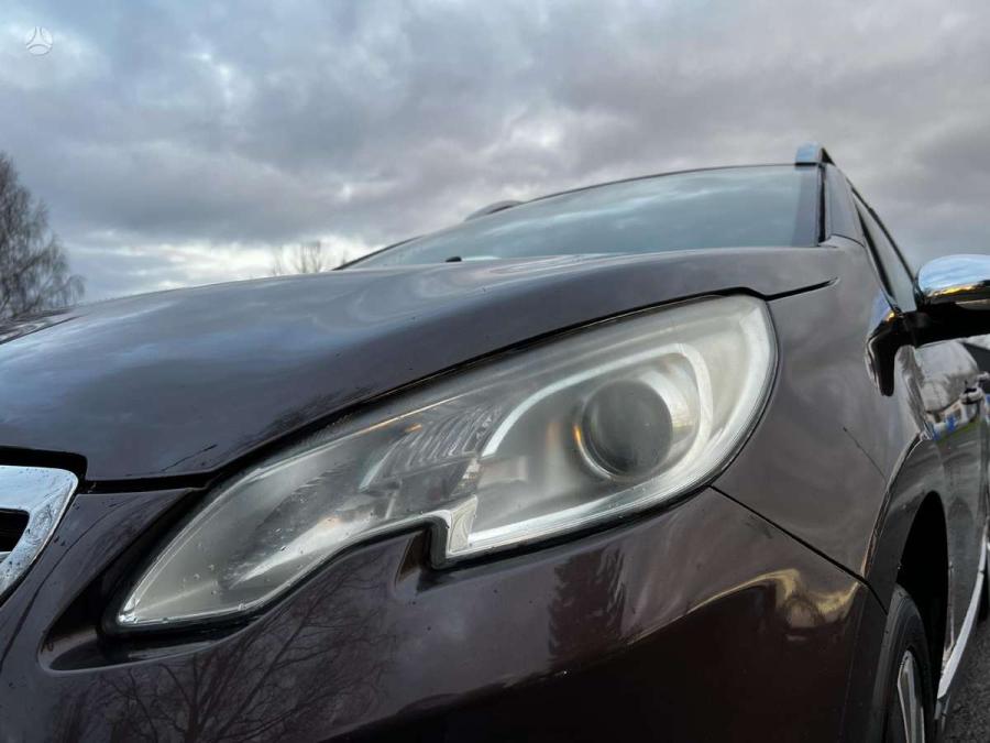 Brown Peugeot 2008 2013 in Taurage, with an engine capacity of 1.56 L and mileage of 208 thousand km for 5499 €, photo 3 on AUTOMOTO.COM.LV