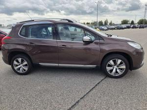 Brown Peugeot 2008 2013 in Marijampole, with an engine capacity of 1.20 L and mileage of 152 thousand km for 3350 €, photo 6 on AUTOMOTO.COM.LV