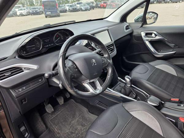 Brūns Peugeot 2008 2013 Marijampole, ar dzinēja tilpumu 1.20 L un nobraukumu 152 tūkst. km par 3350 €, foto 11 vietnē AUTOMOTO.COM.LV