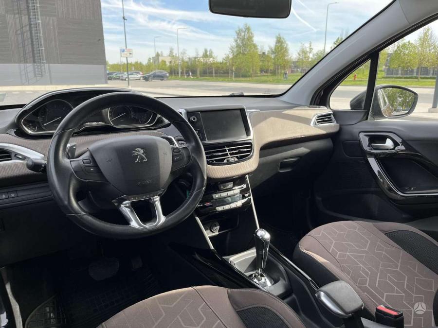 Brūns Peugeot 2008 2014 Šauļi, ar dzinēja tilpumu 1.60 L un nobraukumu 241 tūkst. km par 5700 €, foto 10 vietnē AUTOMOTO.COM.LV