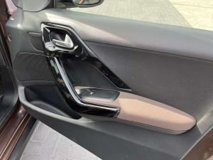 Brūns Peugeot 2008 2014 Šauļi, ar dzinēja tilpumu 1.60 L un nobraukumu 241 tūkst. km par 5700 €, foto 17 vietnē AUTOMOTO.COM.LV