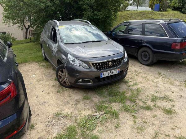 Brown Peugeot 2008 2016 in Vilnius, with an engine capacity of 1.60 L and mileage of 173 thousand km for 4300 €, photo 5 on AUTOMOTO.COM.LV