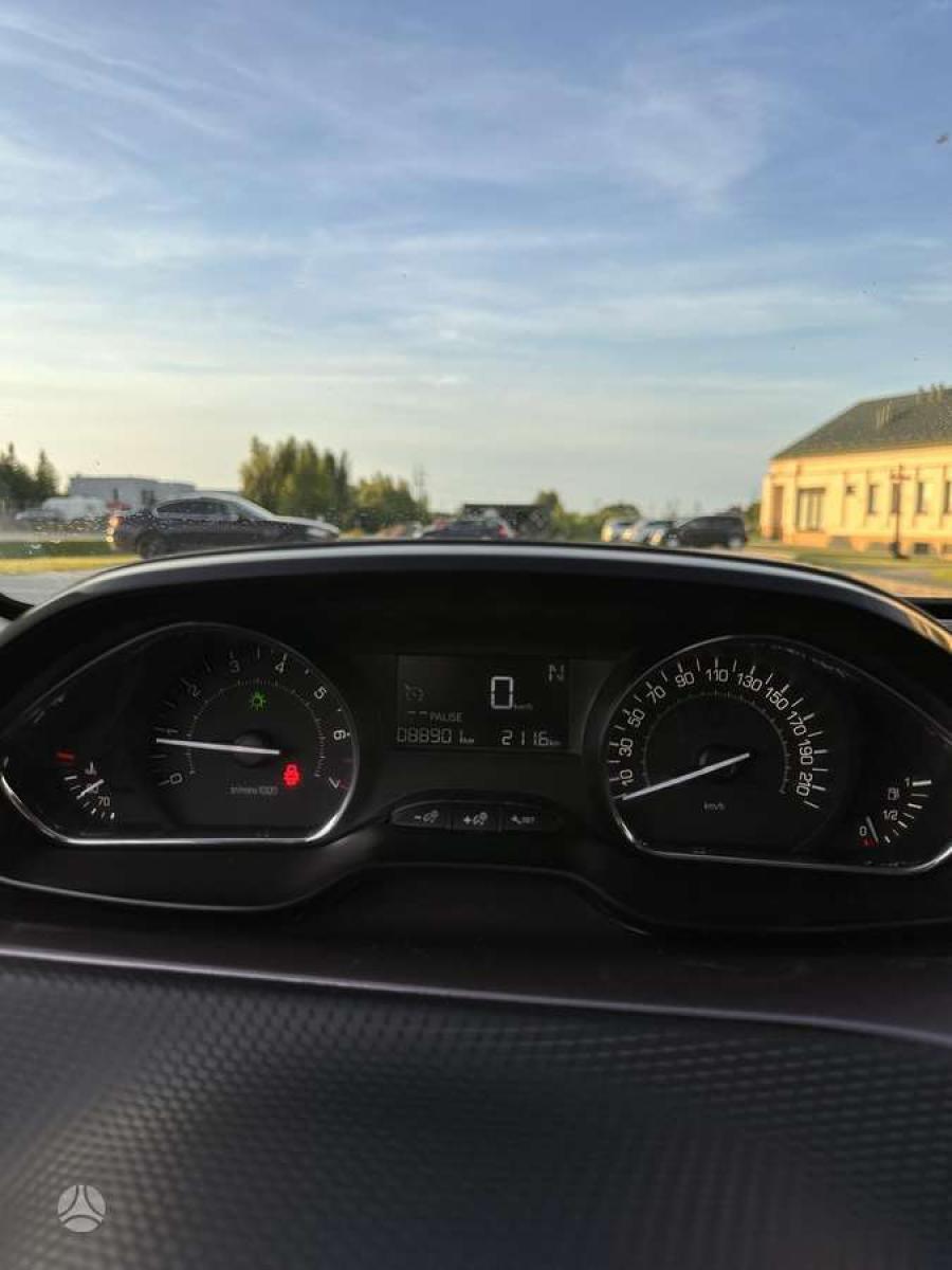 Brūns Peugeot 2008 2014 Kauņa, ar dzinēja tilpumu 1.20 L un nobraukumu 88 tūkst. km par 5900 €, foto 20 vietnē AUTOMOTO.COM.LV