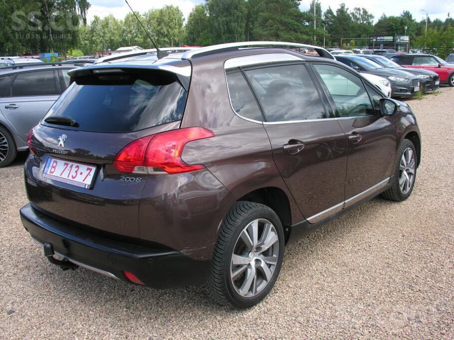 Brown Peugeot 2008 2015 in Riga, with an engine capacity of 1.60 L and mileage of 171 thousand km for 5850 €, photo 4 on AUTOMOTO.COM.LV
