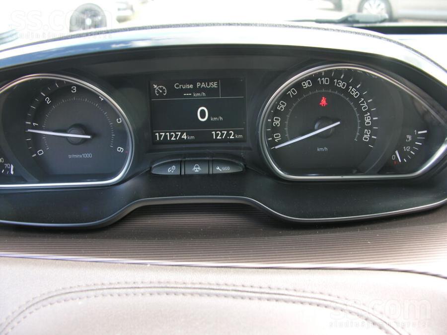 Brown Peugeot 2008 2015 in Riga, with an engine capacity of 1.60 L and mileage of 171 thousand km for 5850 €, photo 13 on AUTOMOTO.COM.LV