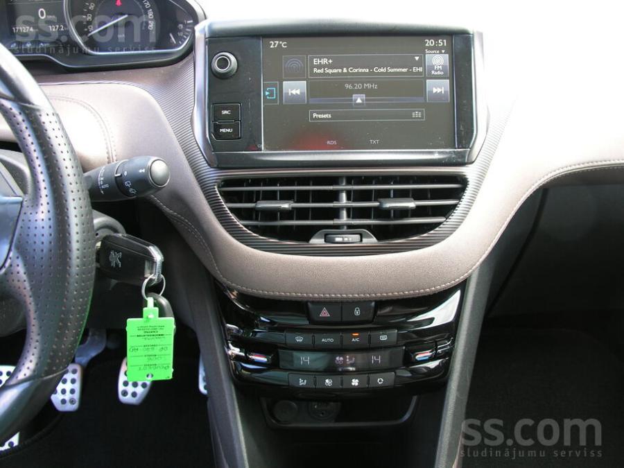 Brown Peugeot 2008 2015 in Riga, with an engine capacity of 1.60 L and mileage of 171 thousand km for 5850 €, photo 14 on AUTOMOTO.COM.LV