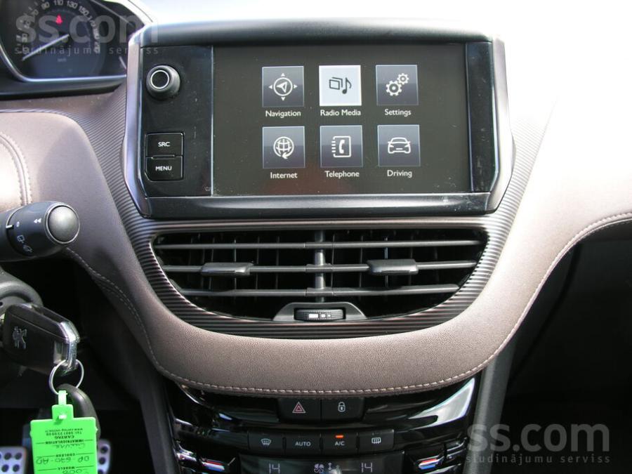 Brown Peugeot 2008 2015 in Riga, with an engine capacity of 1.60 L and mileage of 171 thousand km for 5850 €, photo 15 on AUTOMOTO.COM.LV