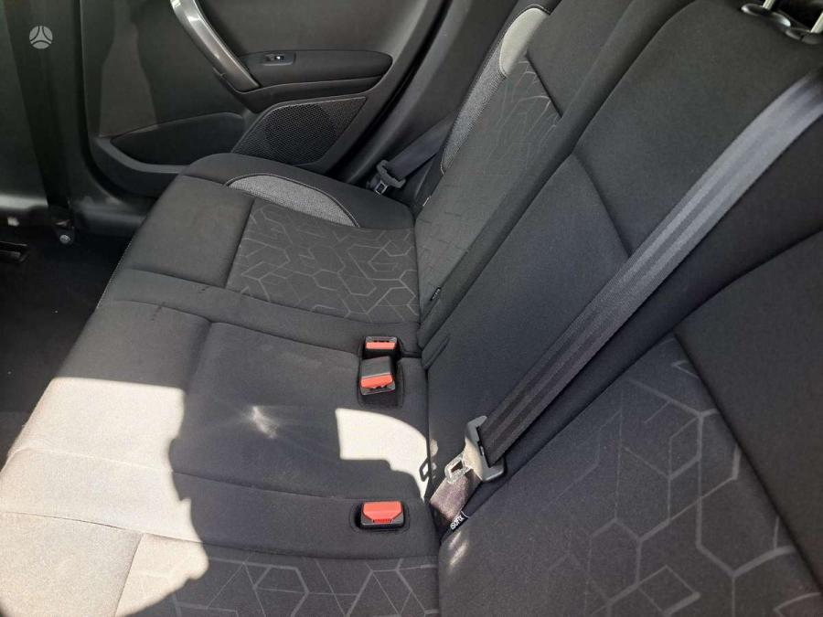 Brown Peugeot 2008 2017 in Taurage, with an engine capacity of 1.60 L and mileage of 199 thousand km for 5000 €, photo 11 on AUTOMOTO.COM.LV