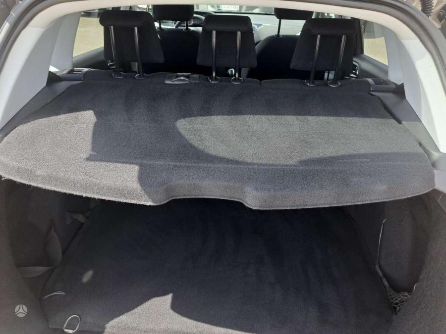 Brown Peugeot 2008 2017 in Taurage, with an engine capacity of 1.60 L and mileage of 199 thousand km for 5000 €, photo 12 on AUTOMOTO.COM.LV