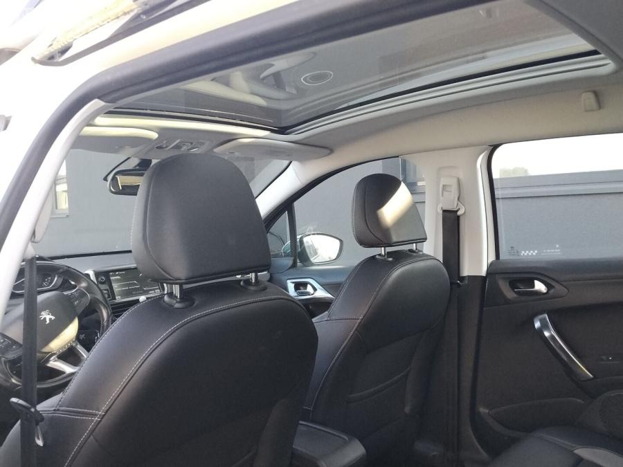 Peugeot 2008 2013 in Kaunas, with an engine capacity of 1.60 L and mileage of 270 thousand km for 2700 €, photo 8 on AUTOMOTO.COM.LV
