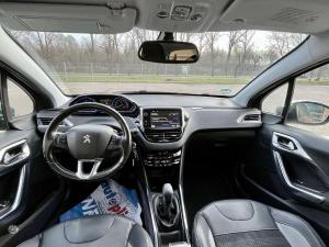 Peugeot 2008 2014 in Siauliai, with an engine capacity of 1.60 L and mileage of 269 thousand km for 5199 €, photo 6 on AUTOMOTO.COM.LV