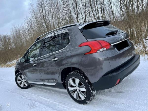 Peugeot 2008 2014 in Siauliai, with an engine capacity of 1.60 L and mileage of 272 thousand km for 5199 €, photo 4 on AUTOMOTO.COM.LV