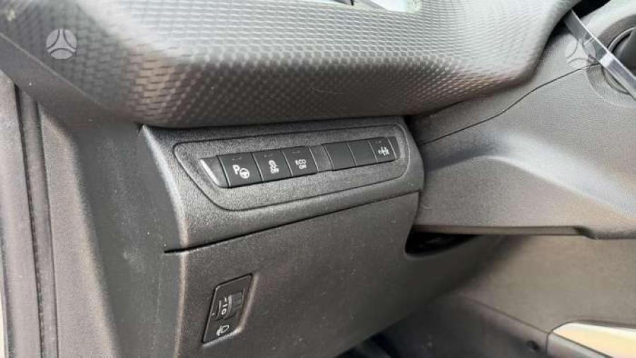 Peugeot 2008 2014 Šauļi, ar dzinēja tilpumu 1.56 L un nobraukumu 196 tūkst. km par 7450 €, foto 27 vietnē AUTOMOTO.COM.LV