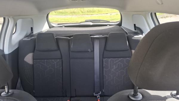 Peugeot 2008 2015 in Vilnius, with an engine capacity of 1.20 L and mileage of 175 thousand km for 5500 €, photo 6 on AUTOMOTO.COM.LV