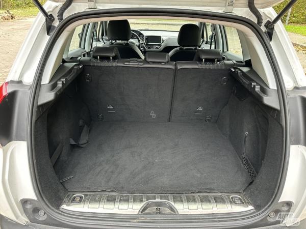Peugeot 2008 2015 Tauragė vietnē Peugeot 2008 2015 Tauragė, ar dzinēja tilpumu 1.20 L un nobraukumu 165 tūkst. km par 4300 €, foto 10 vietnē AUTOMOTO.COM.LV