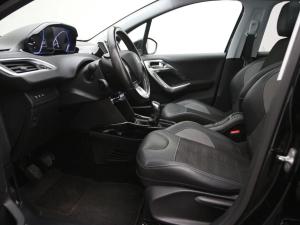 Peugeot 2008 2016 Viļņa, ar dzinēja tilpumu 1.20 L un nobraukumu 105 tūkst. km par 7799 €, foto 5 vietnē AUTOMOTO.COM.LV