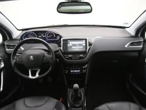 Peugeot 2008 2016 Viļņa, ar dzinēja tilpumu 1.20 L un nobraukumu 122 tūkst. km par 7399 €, foto 3 vietnē AUTOMOTO.COM.LV