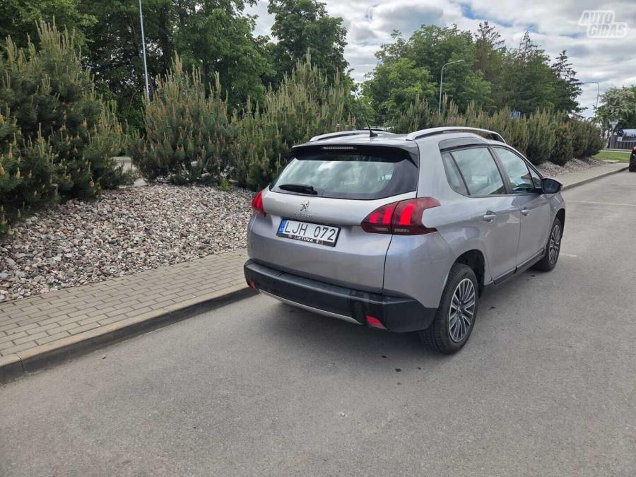 Peugeot 2008 2016 in Kaunas, with an engine capacity of 1.20 L and mileage of 71 thousand km for 6500 €, photo 4 on AUTOMOTO.COM.LV