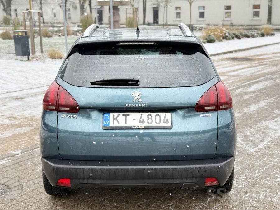 Peugeot 2008 2017 Rīga, ar dzinēja tilpumu 1.20 L un nobraukumu 81 tūkst. km par 8650 €, foto 5 vietnē AUTOMOTO.COM.LV