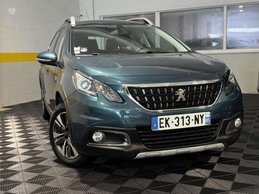 Peugeot 2008 2017 in Kaunas, with an engine capacity of 1.20 L and mileage of 130 thousand km for 7650 €, photo 1 on AUTOMOTO.COM.LV