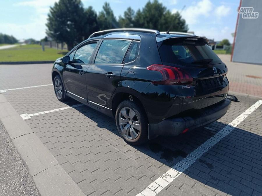 Peugeot 2008 2017 Panevēža, ar dzinēja tilpumu 1.20 L un nobraukumu 93 tūkst. km par 5750 €, foto 5 vietnē AUTOMOTO.COM.LV